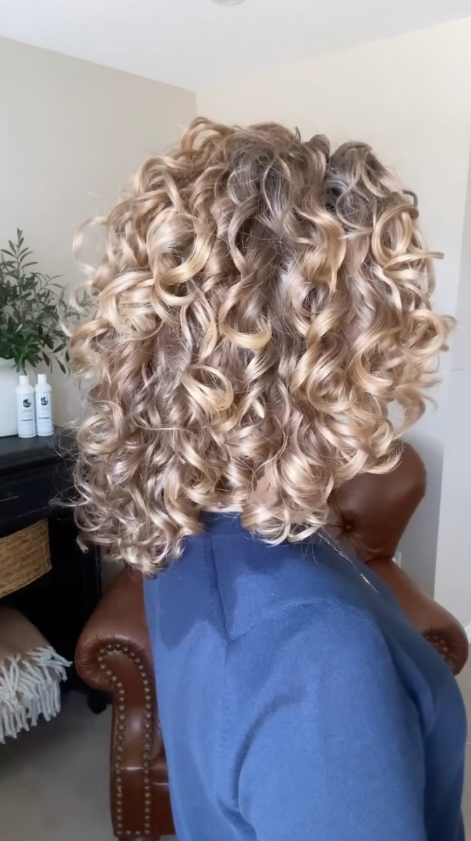 Essential Tips for Coloring Curly Hair: What You Need to Know Before Y ...